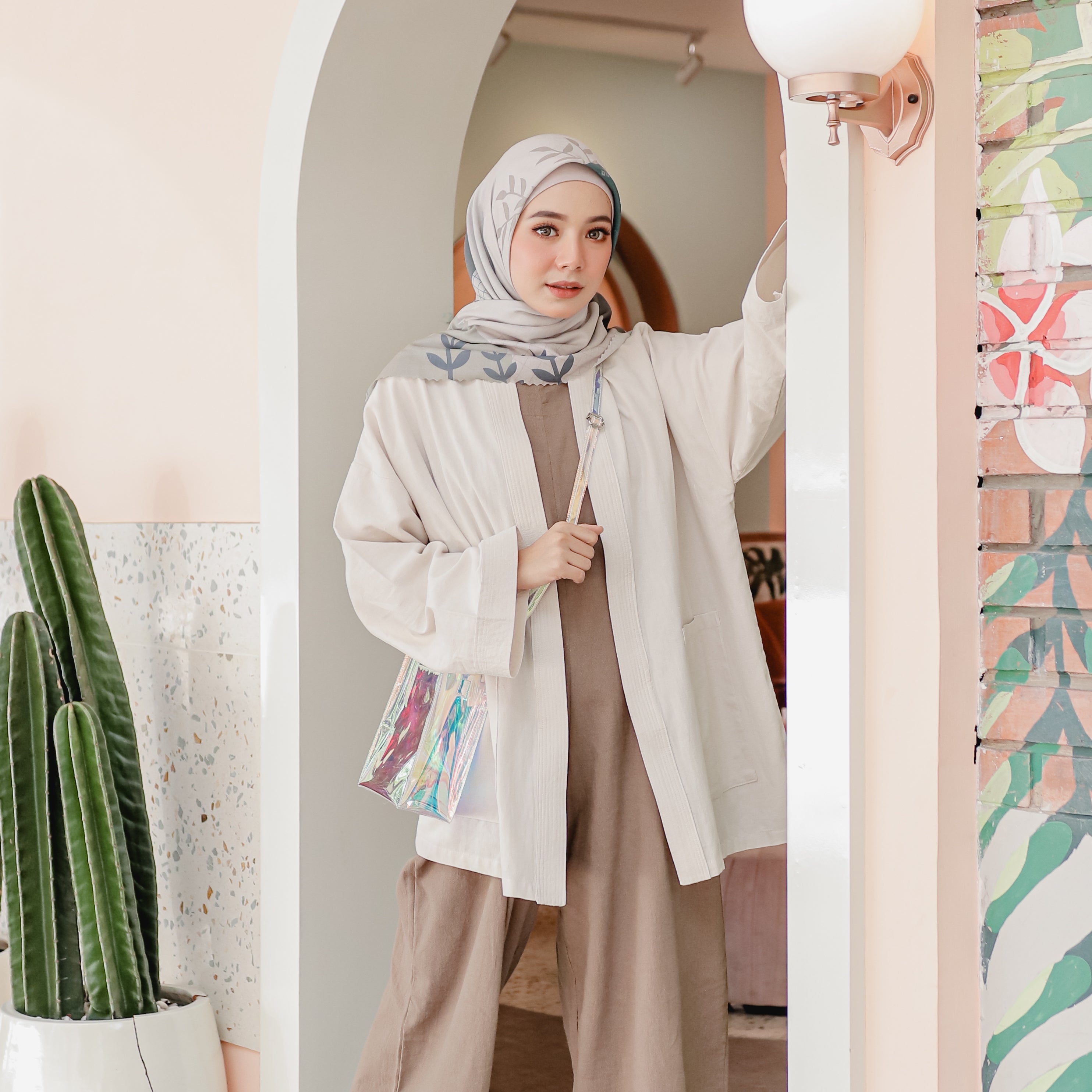 RAOLA OUTER – Lozy