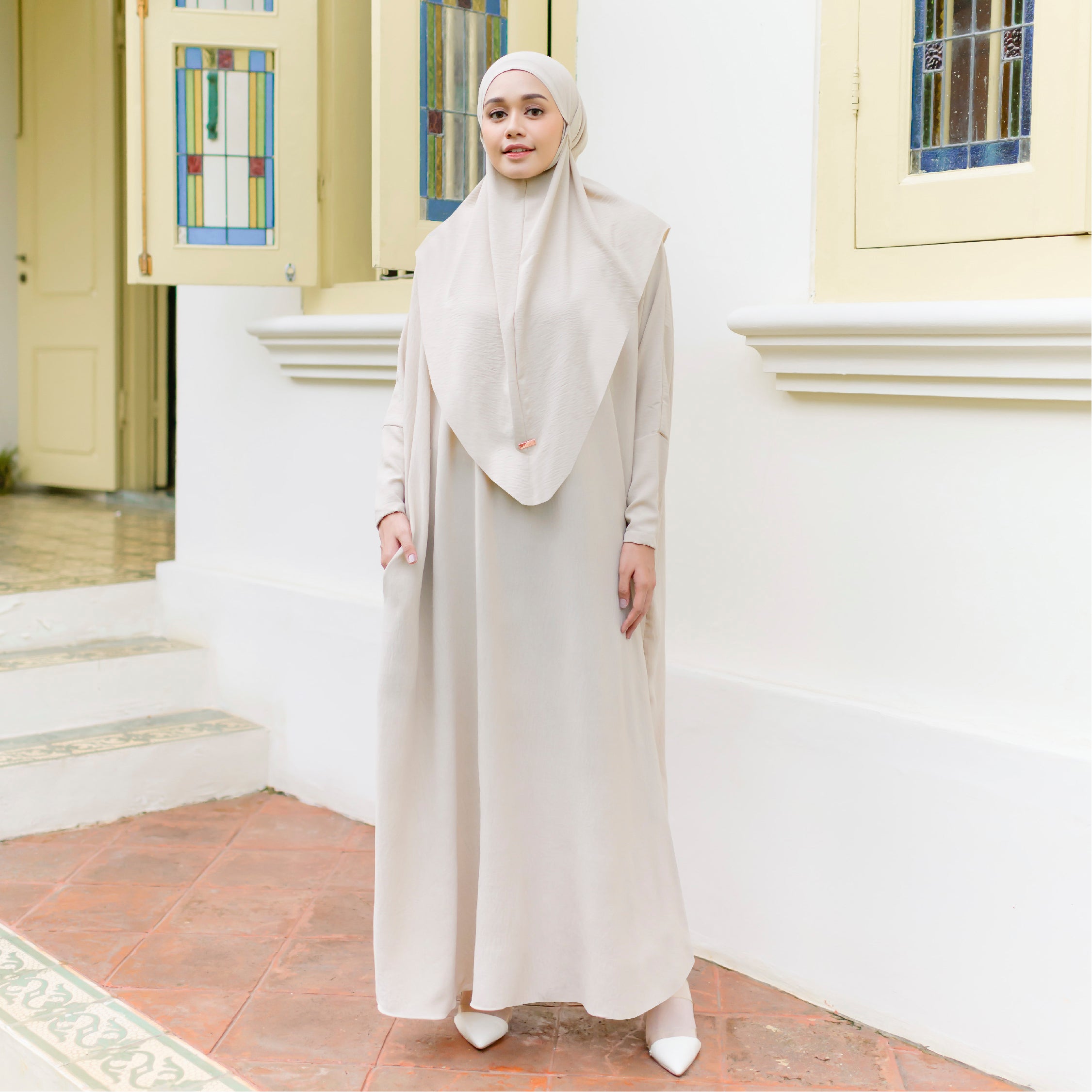Hafsha Abaya Set Ivory – Lozy