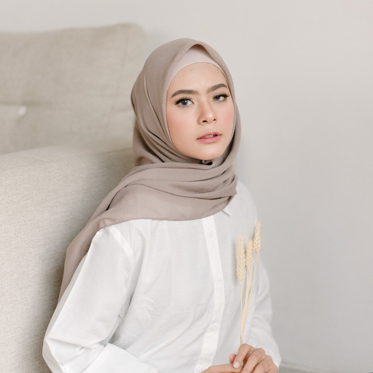 Cornskin Square Nude – Lozy