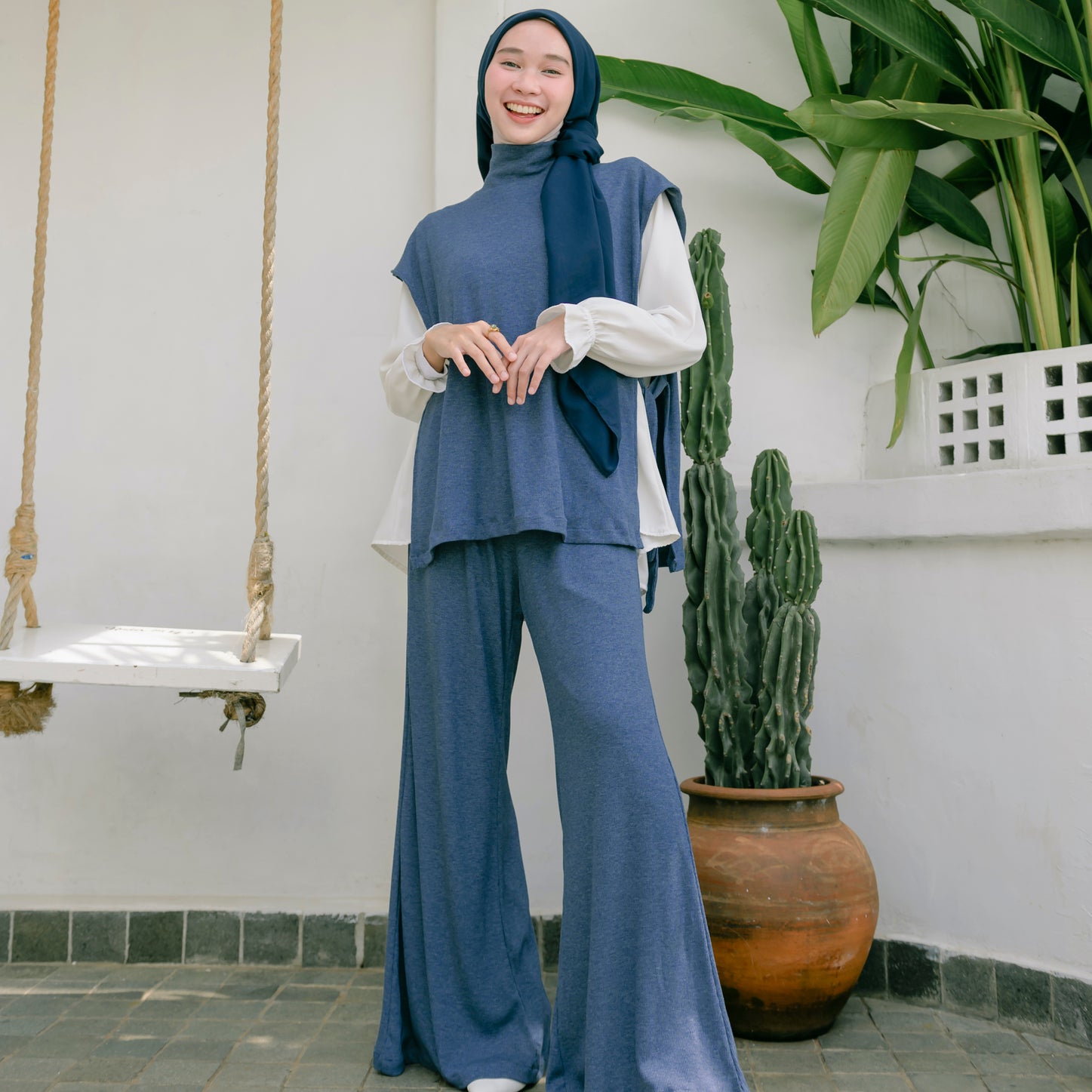 Liza Pants Navy – Lozy