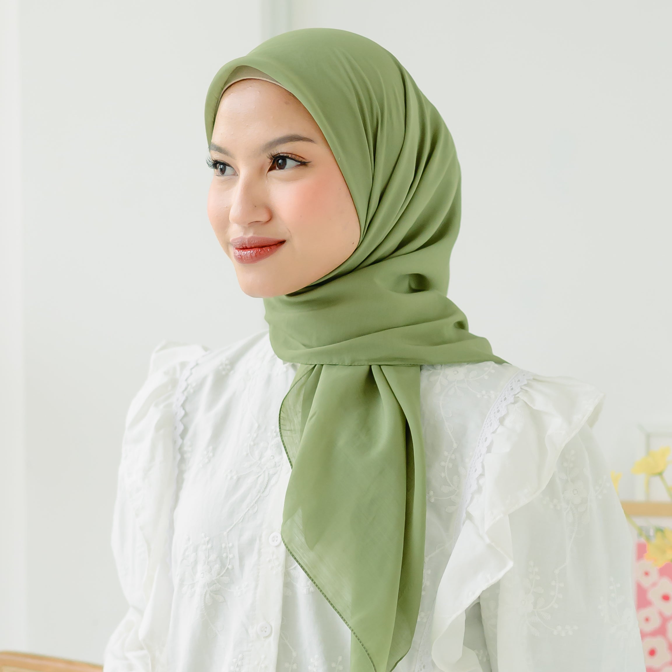 Serra Square Avocado – Lozy