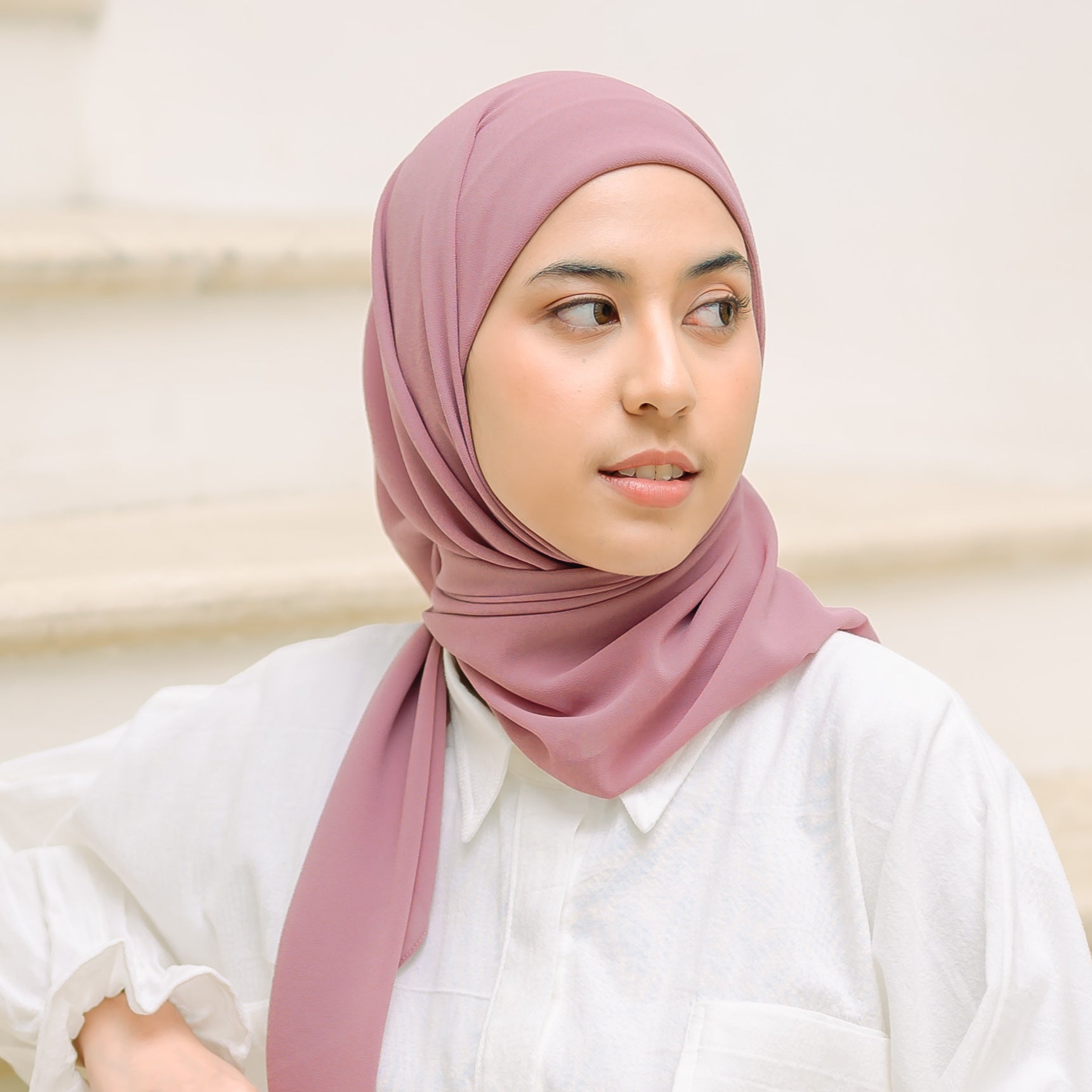 Araa Square Purple Pink – Lozy