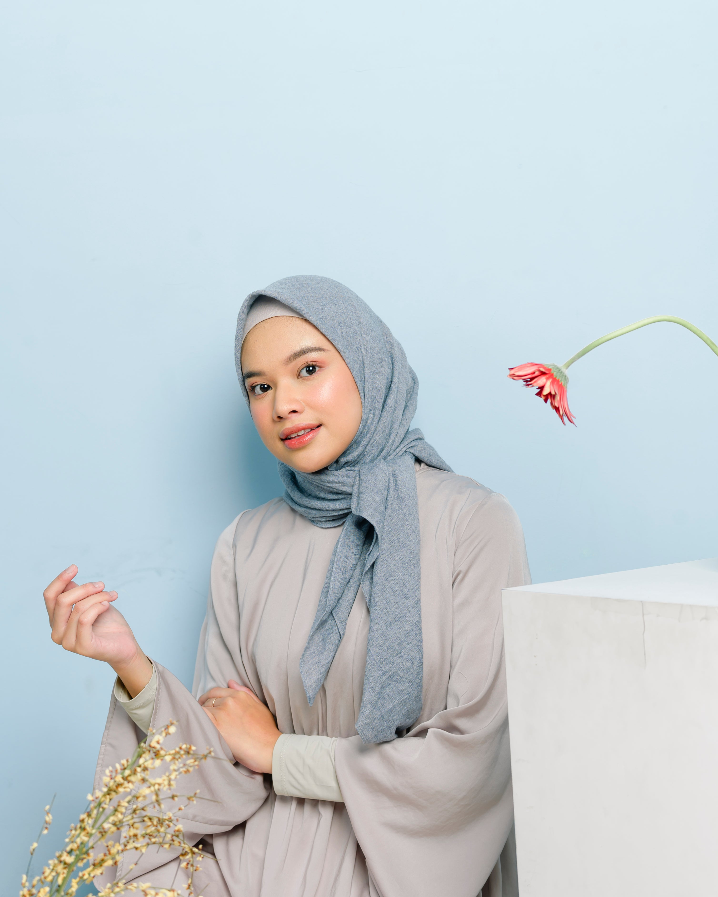 DEMAA SQUARE – Lozy