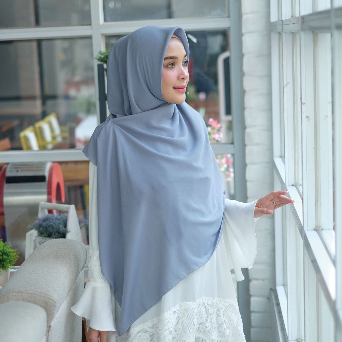 MAVE SQUARE – Lozy