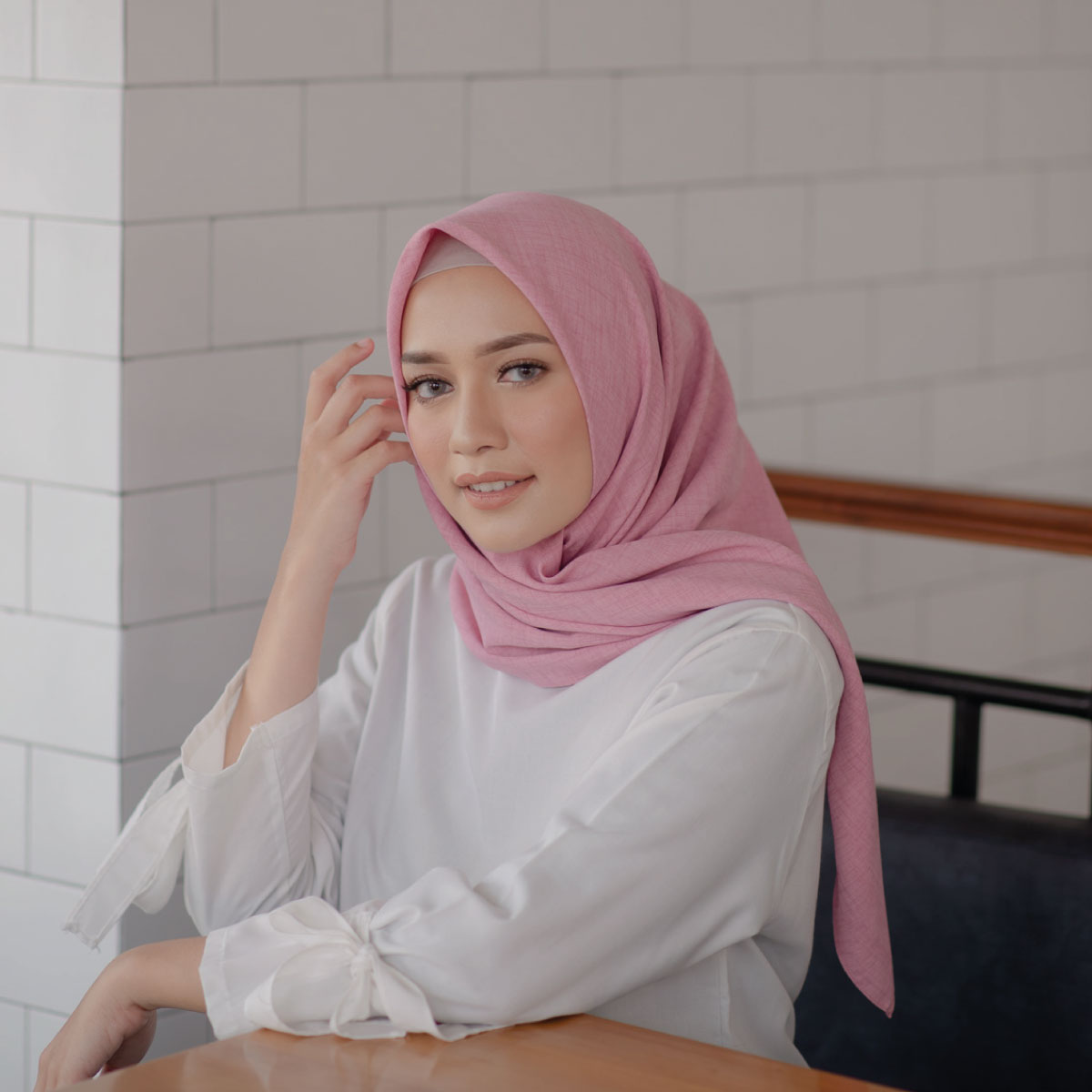 SALLA SQUARE – Lozy