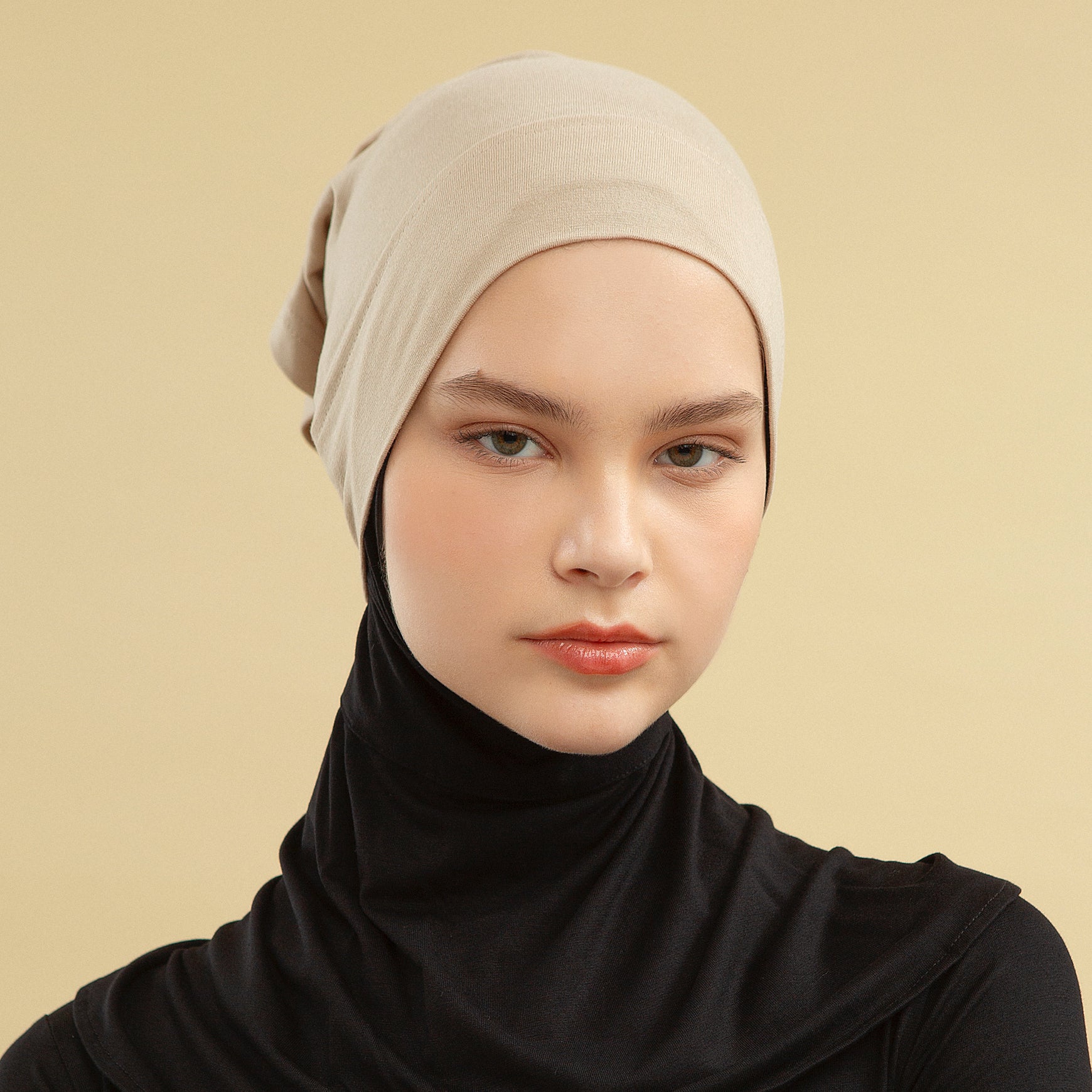 Inner Basic Ciput 2 Lubang Ivory – Lozy