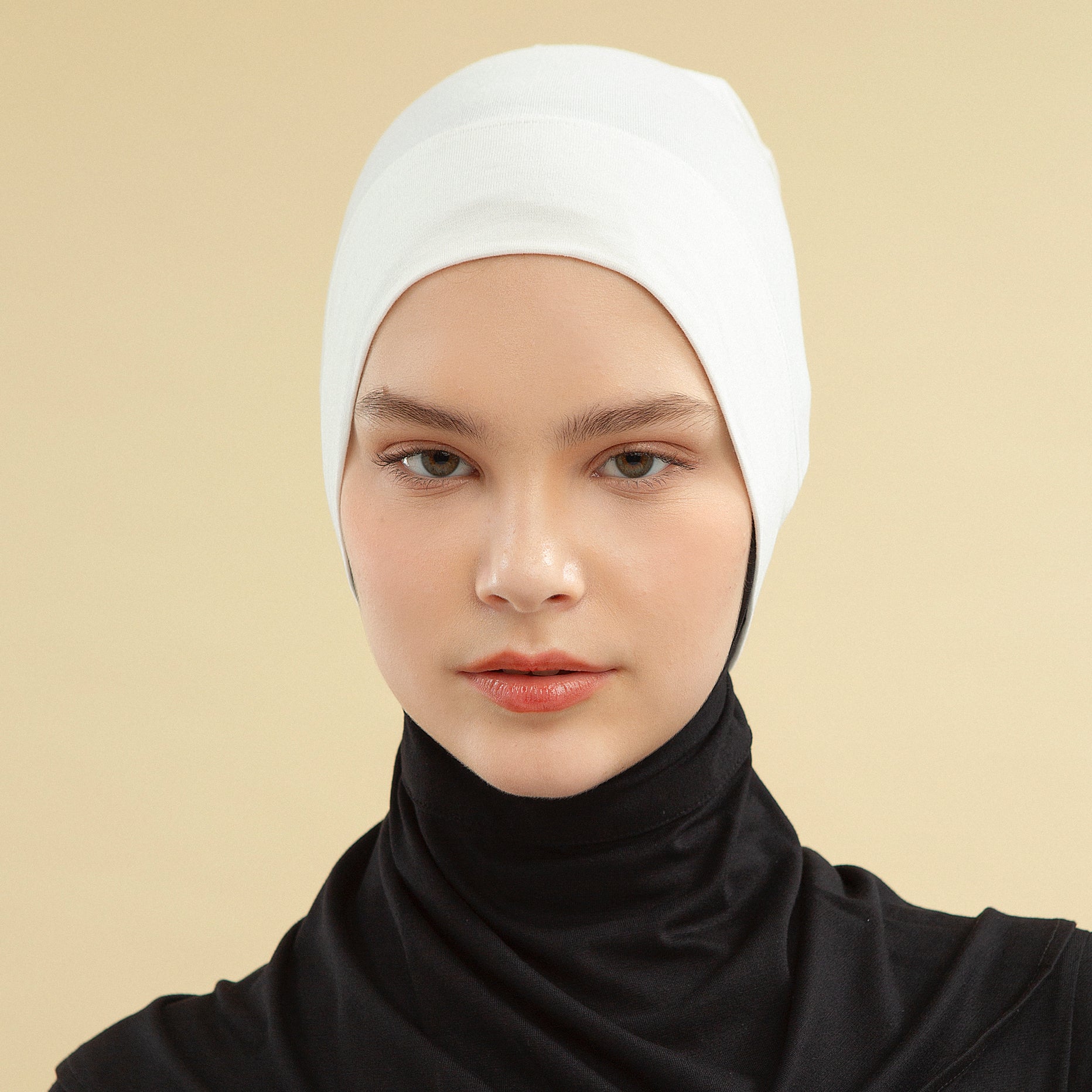 Inner Basic Ciput 2 Lubang Broken White – Lozy