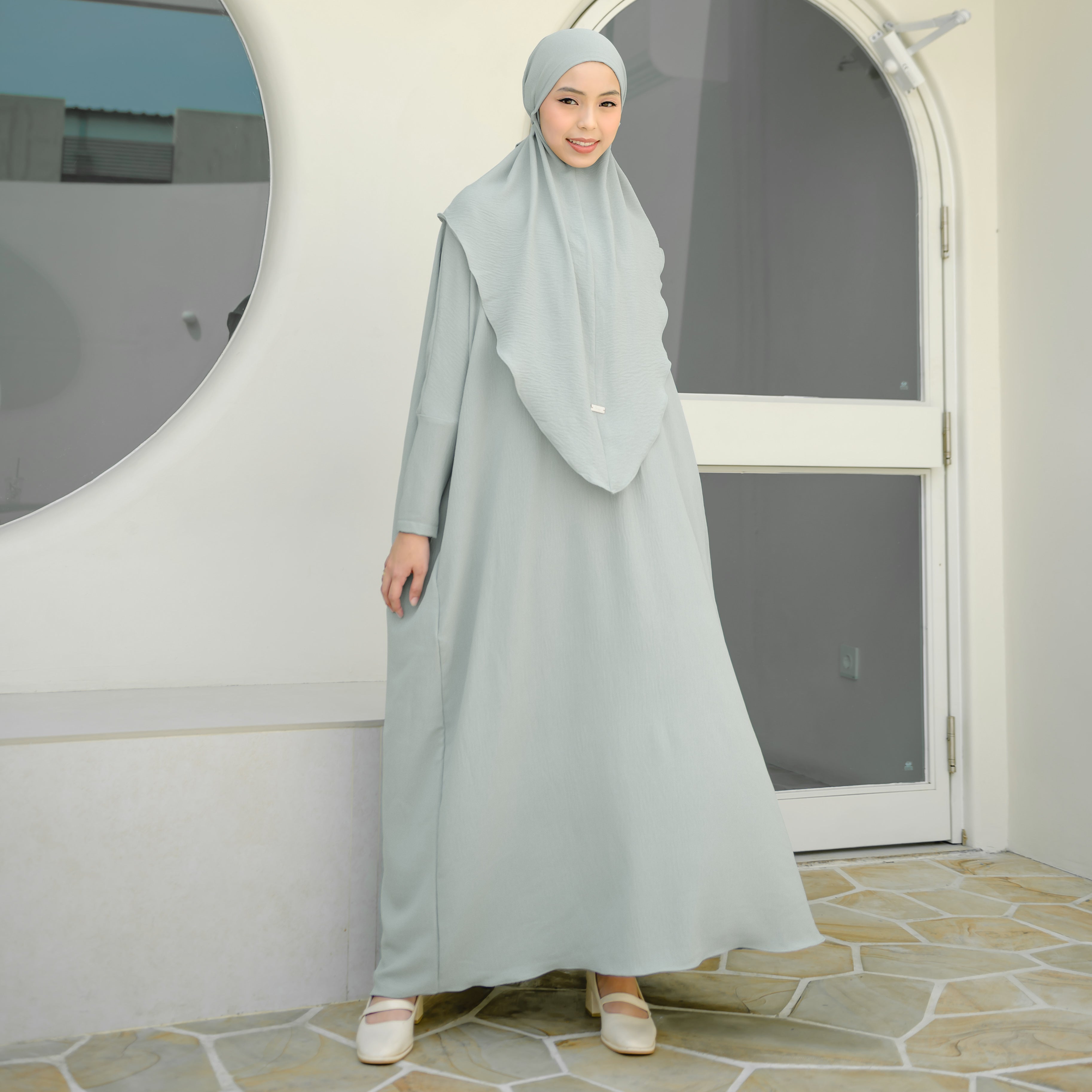 Hafsha Abaya Set Sage – Lozy