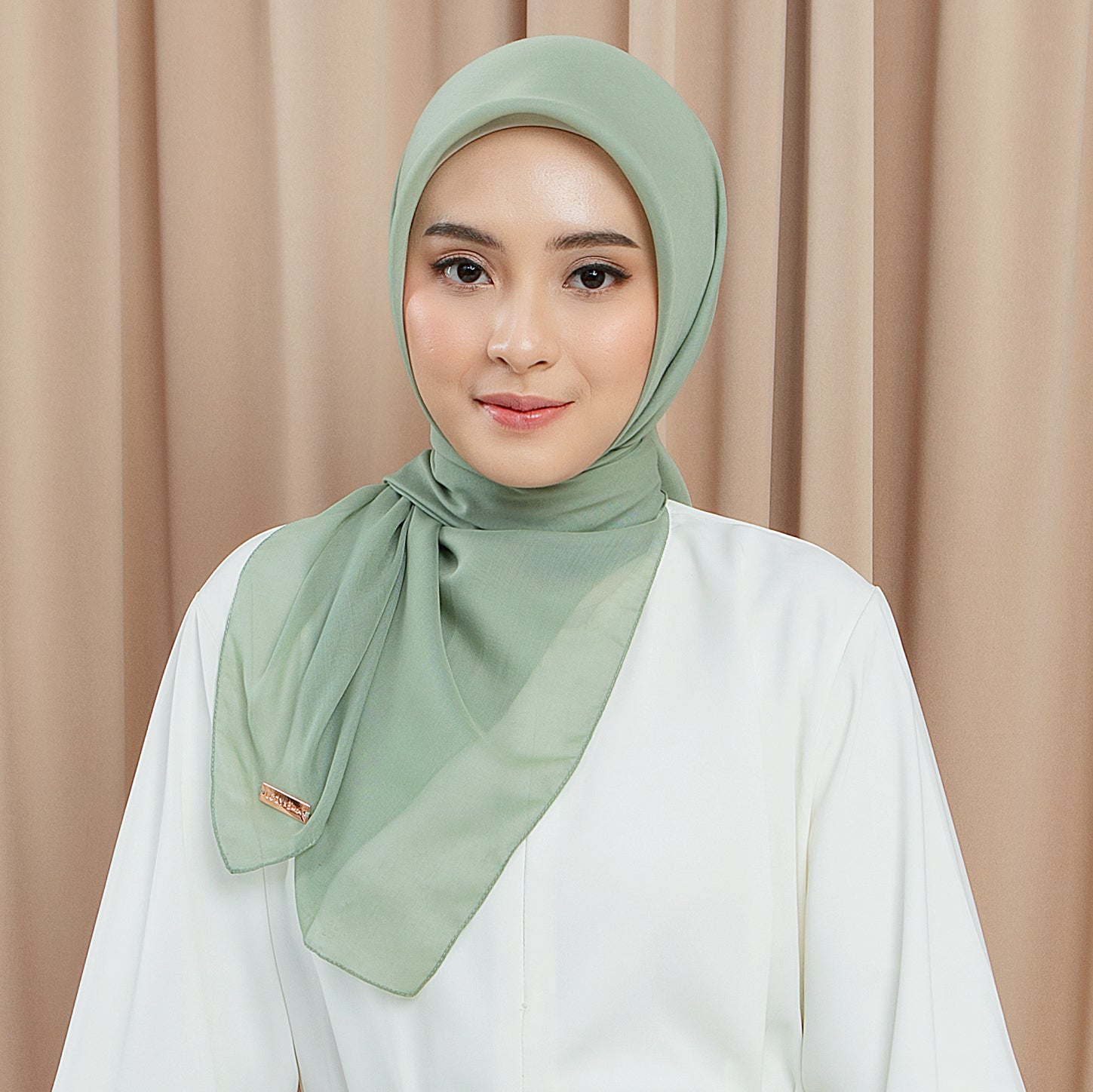 Bianca Paris Voal Square Sage (Lozy x Bianca)