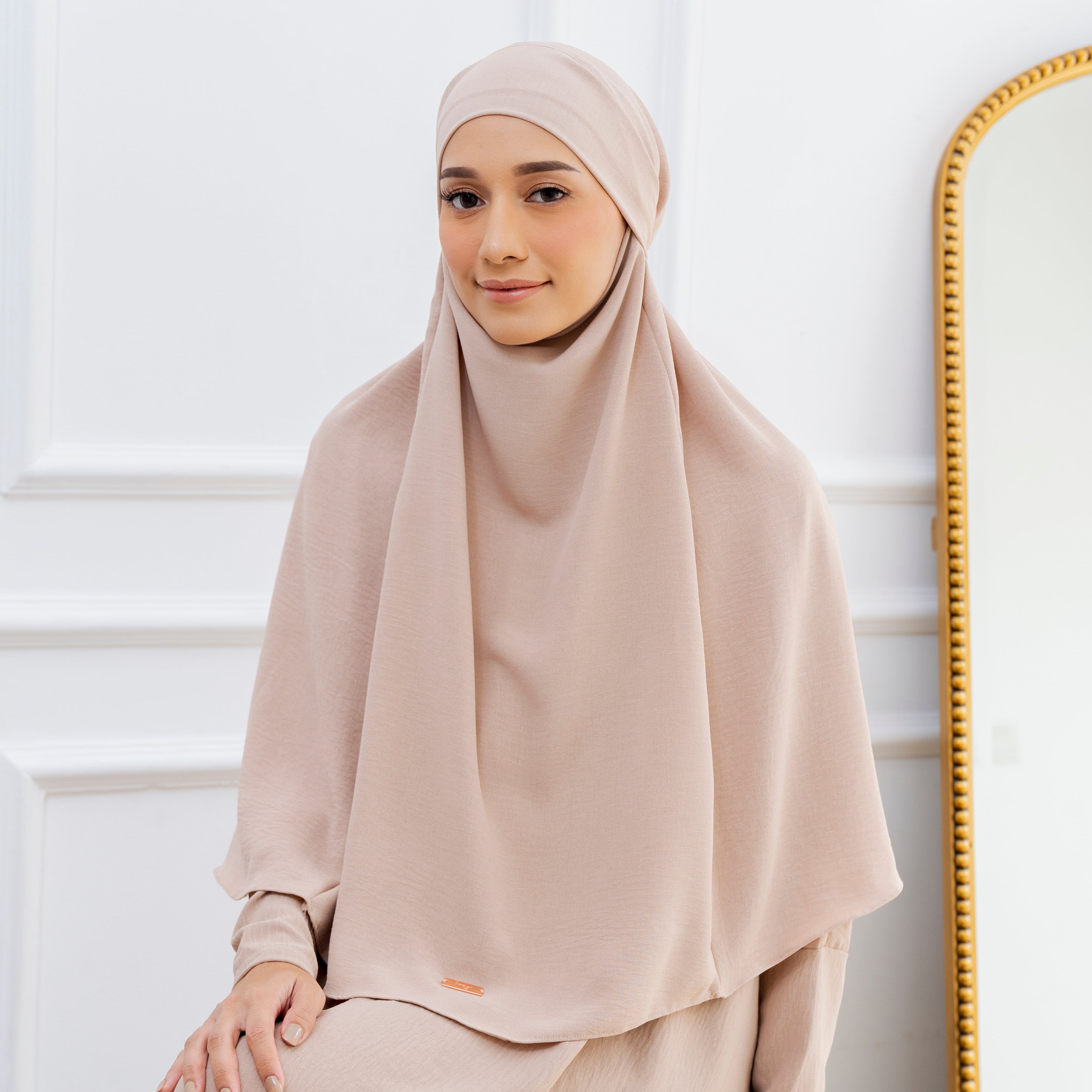 Halima French Khimar Nude Cream – Lozy