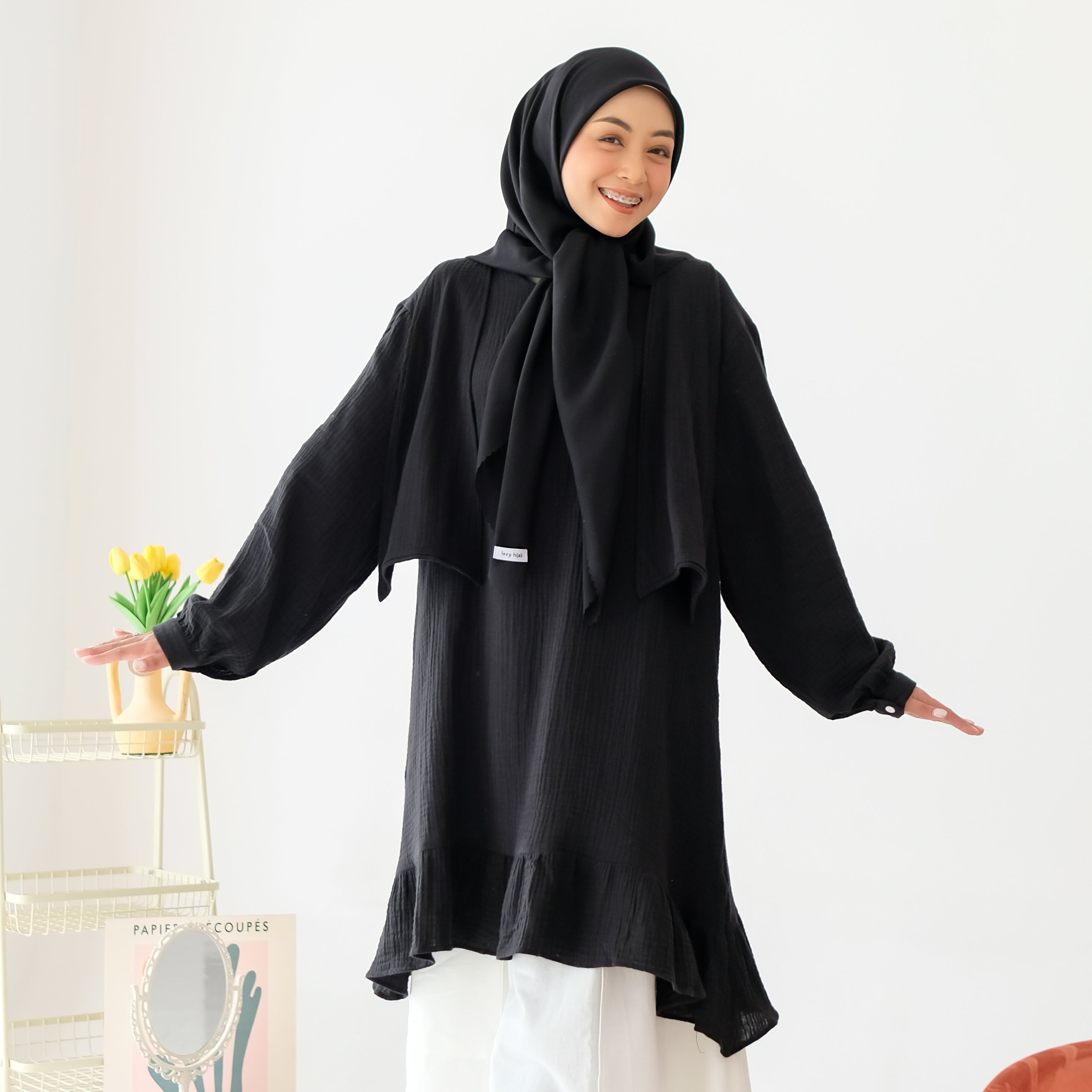 Aleeka Tunik Black – Lozy