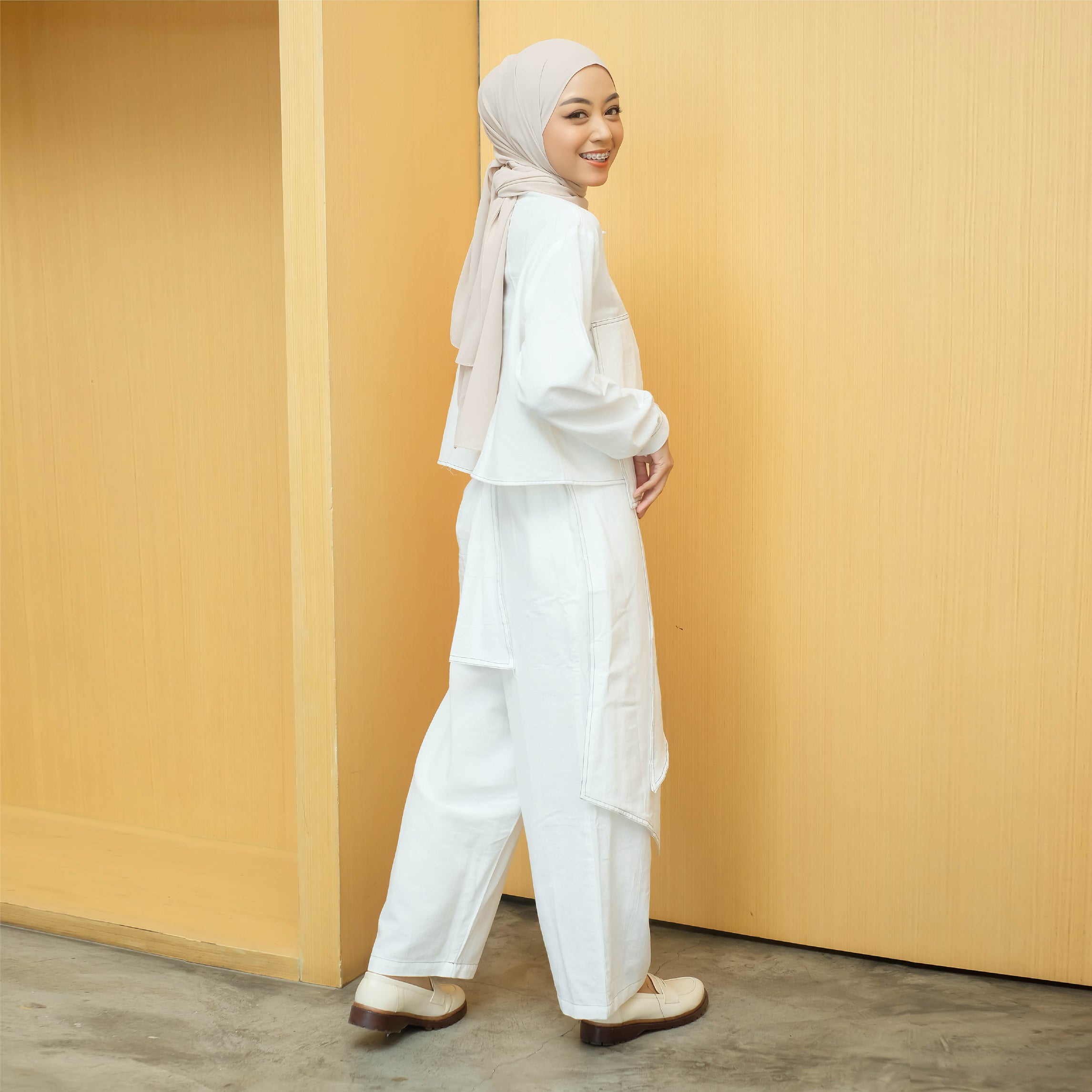 Naomi Set Broken White – Lozy