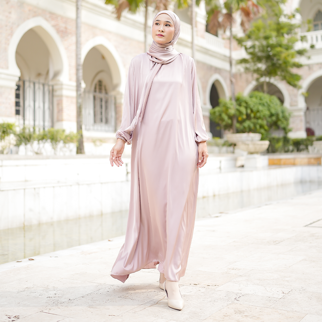 Sadine Silk Dress Nude Cream – Lozy