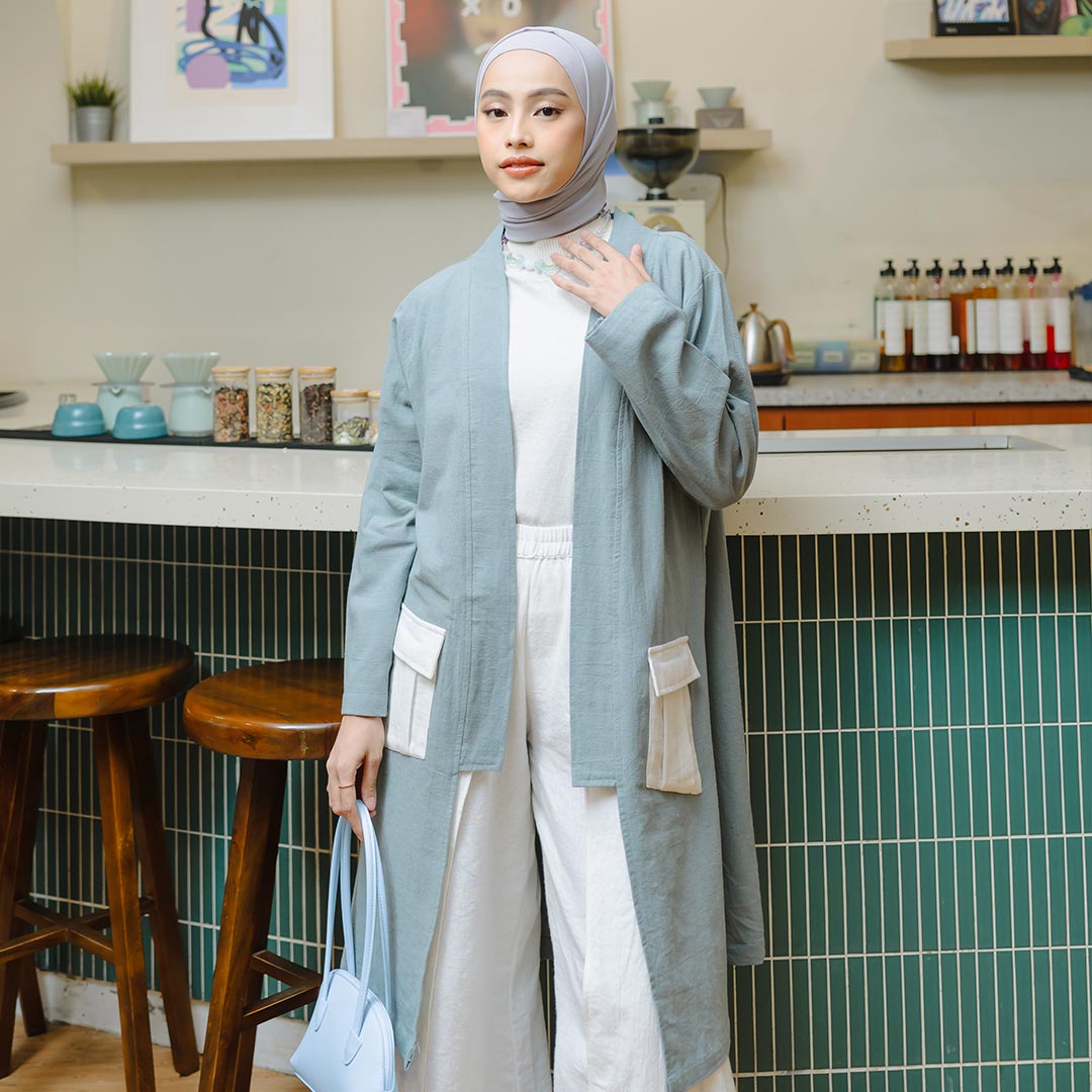 Narumi Outer Blue Pastel – Lozy