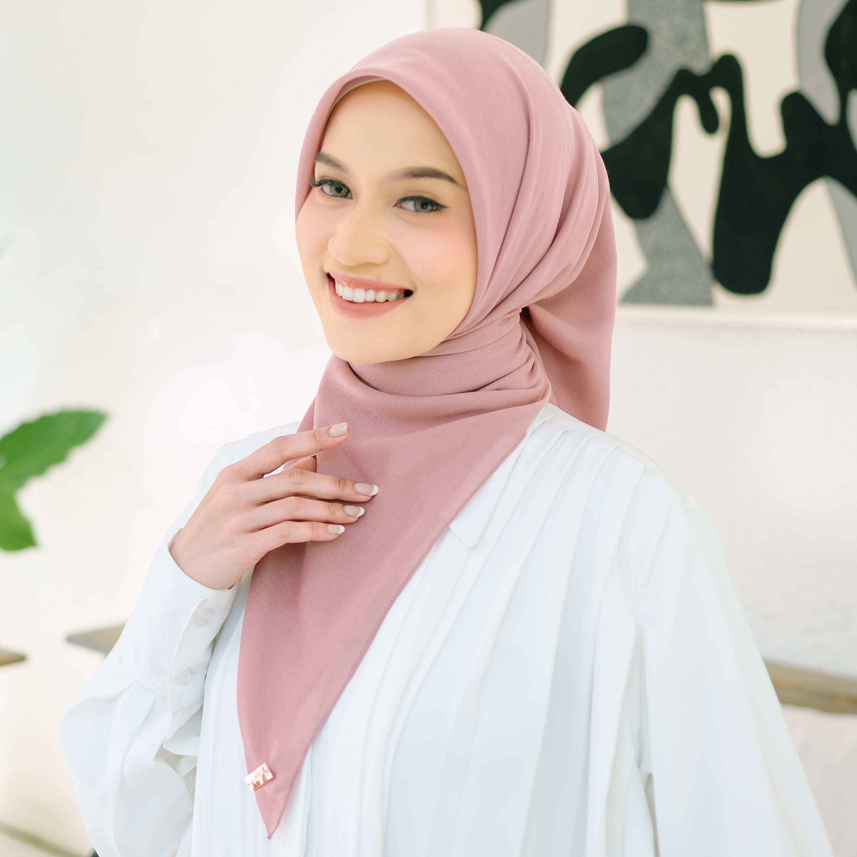 Haraa Voal Plain Mauve Glow – Lozy