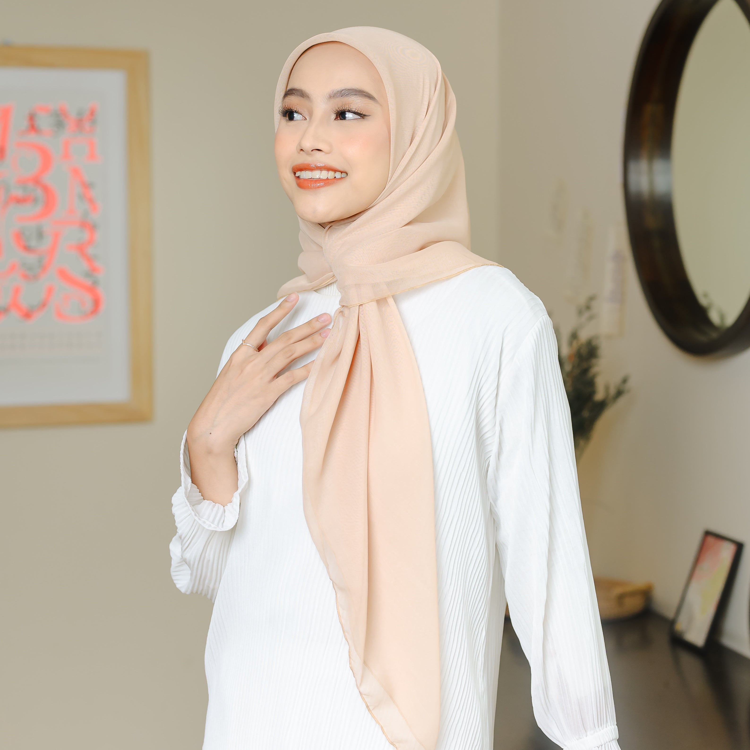 Kirana Paris Plain Japan Creamy – Lozy