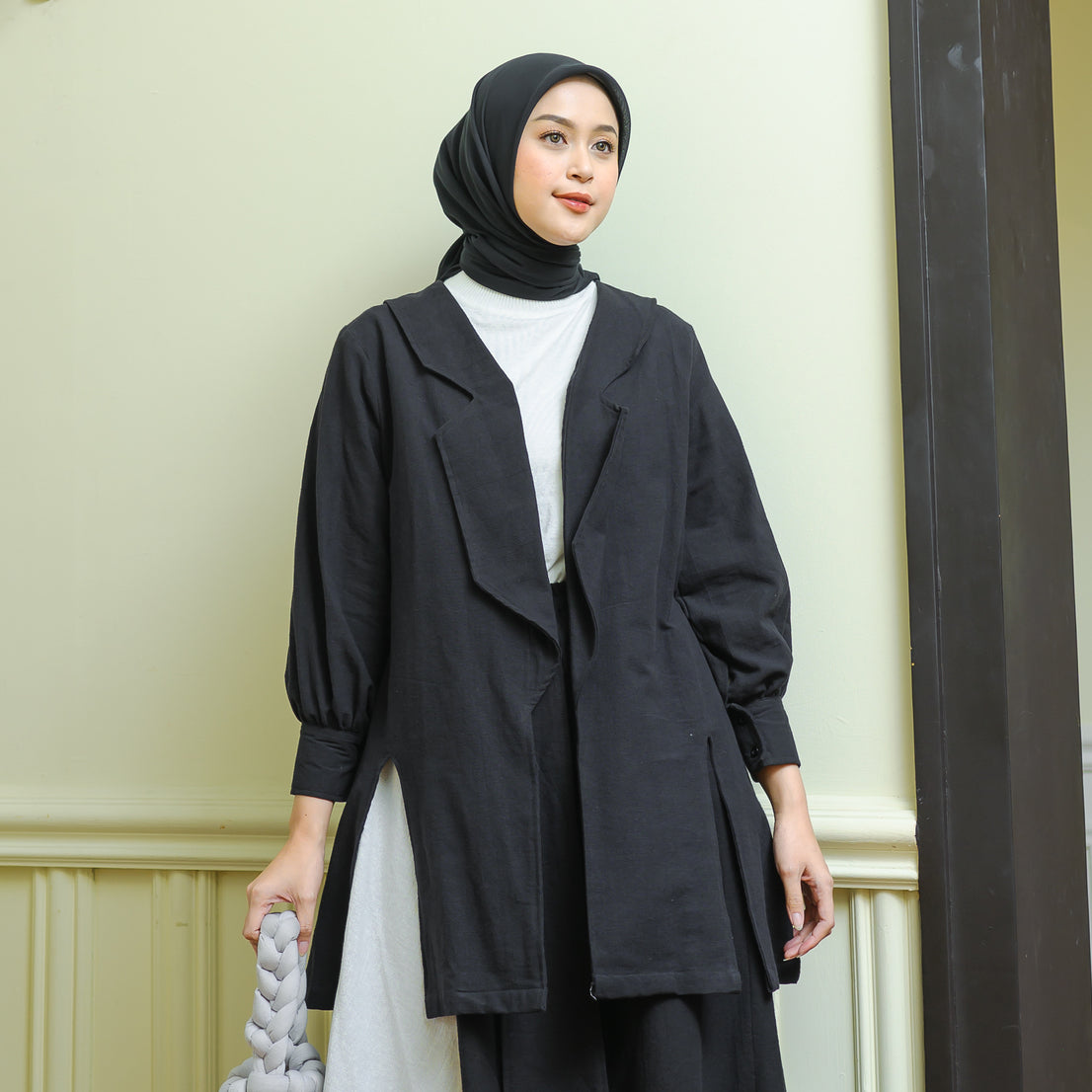 Tami Outer Black – Lozy