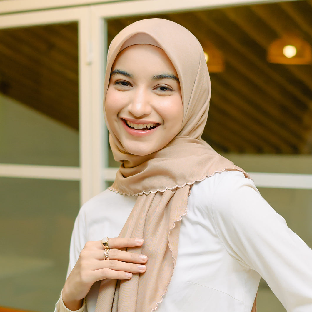 Anna Classic Square Beige – Lozy