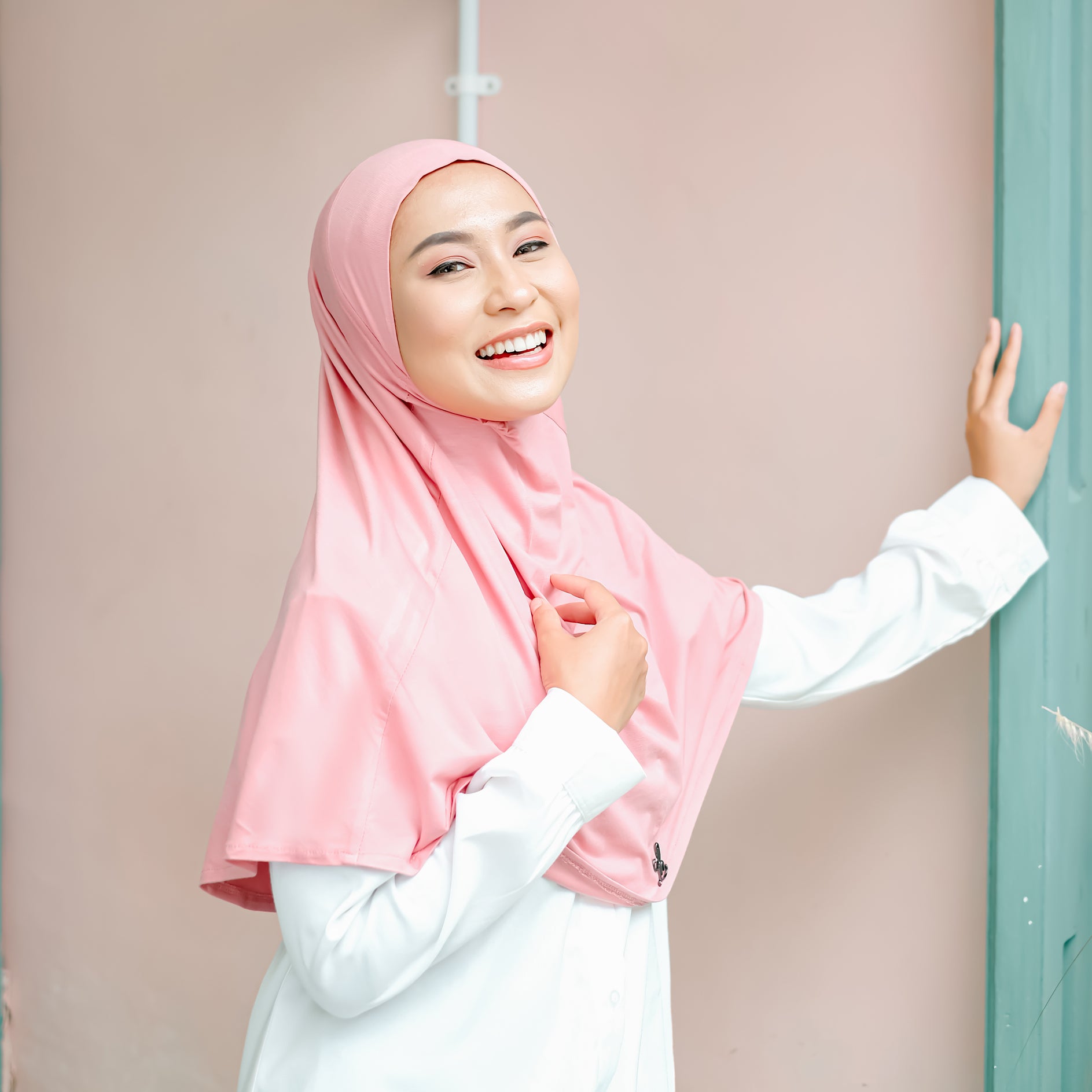 Alma Instan (Hijab Instan Rayon) Pink Pastel – Lozy