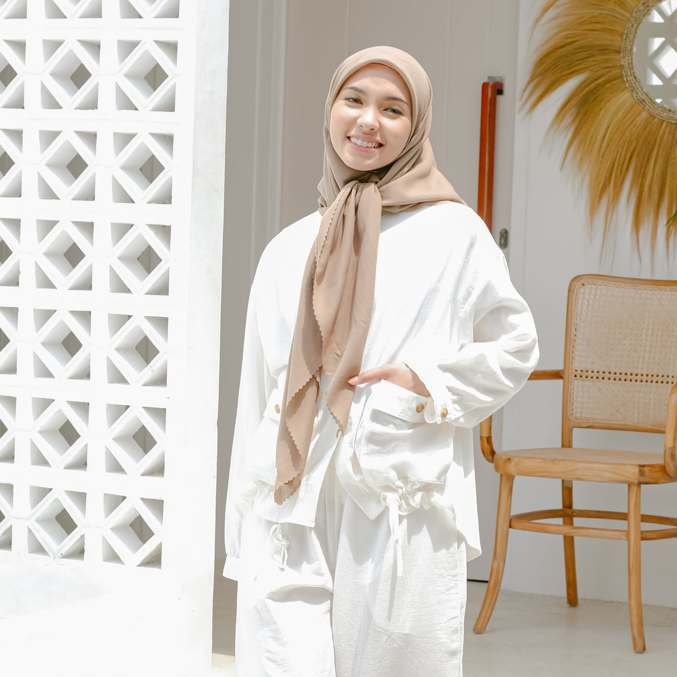 Rumi Tops Broken White – Lozy