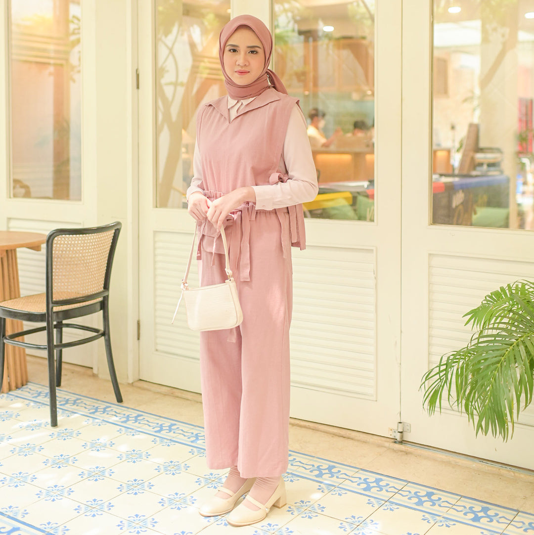 Kumi Set Dusty (One Set Linen) Ukuran L – Lozy