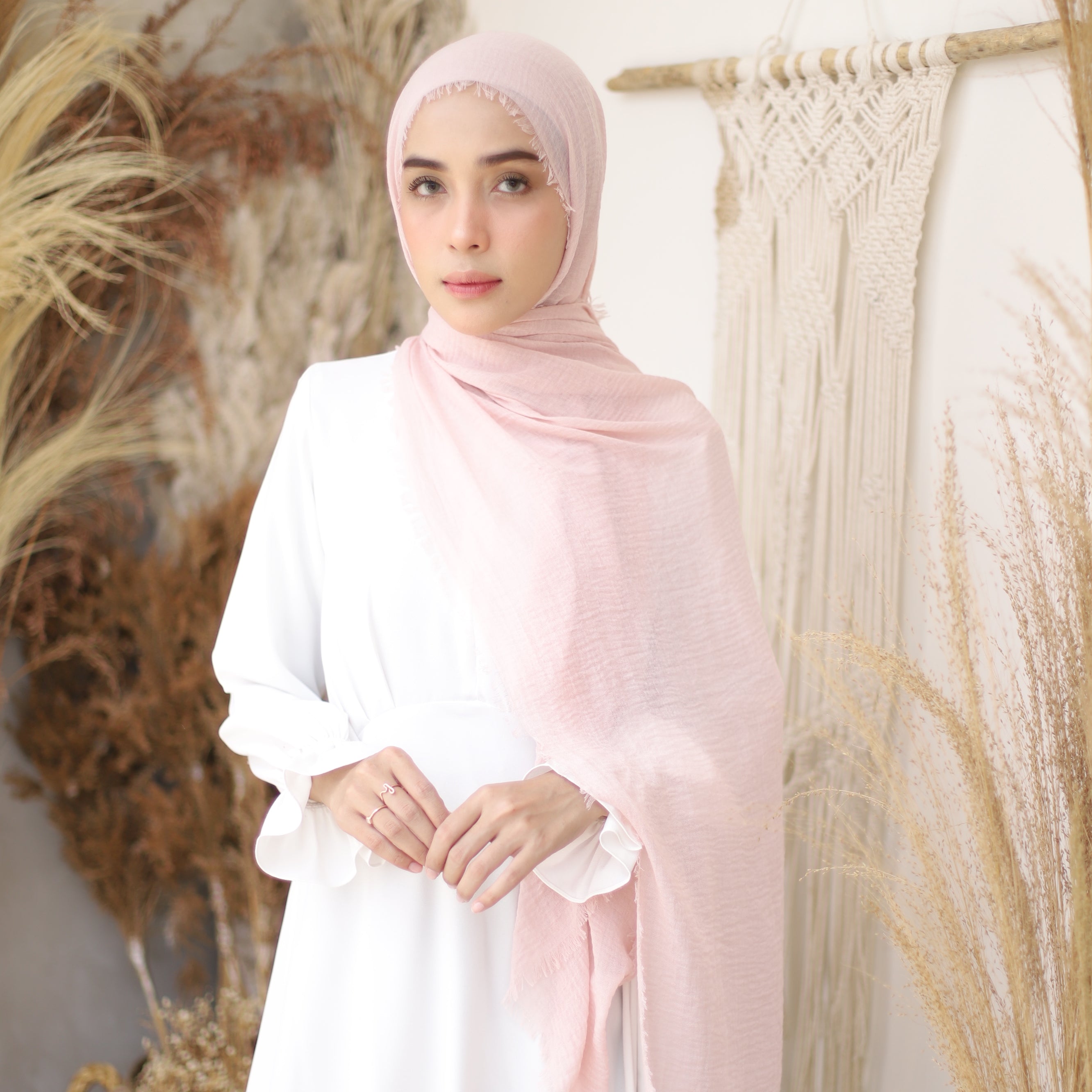 Kylaa Shawl Soft Blush – Lozy