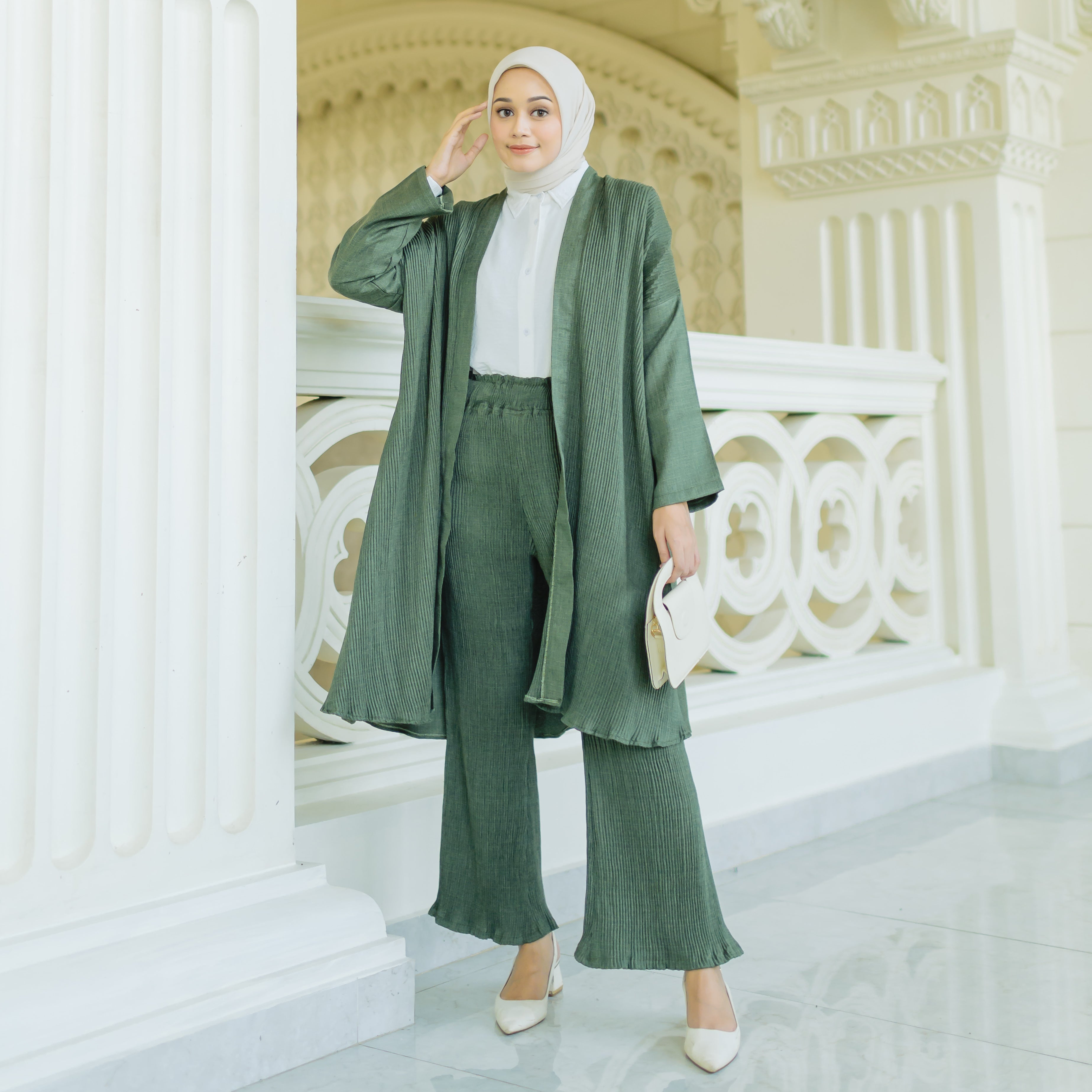 Zakia Pleats Set Army Size L – Lozy