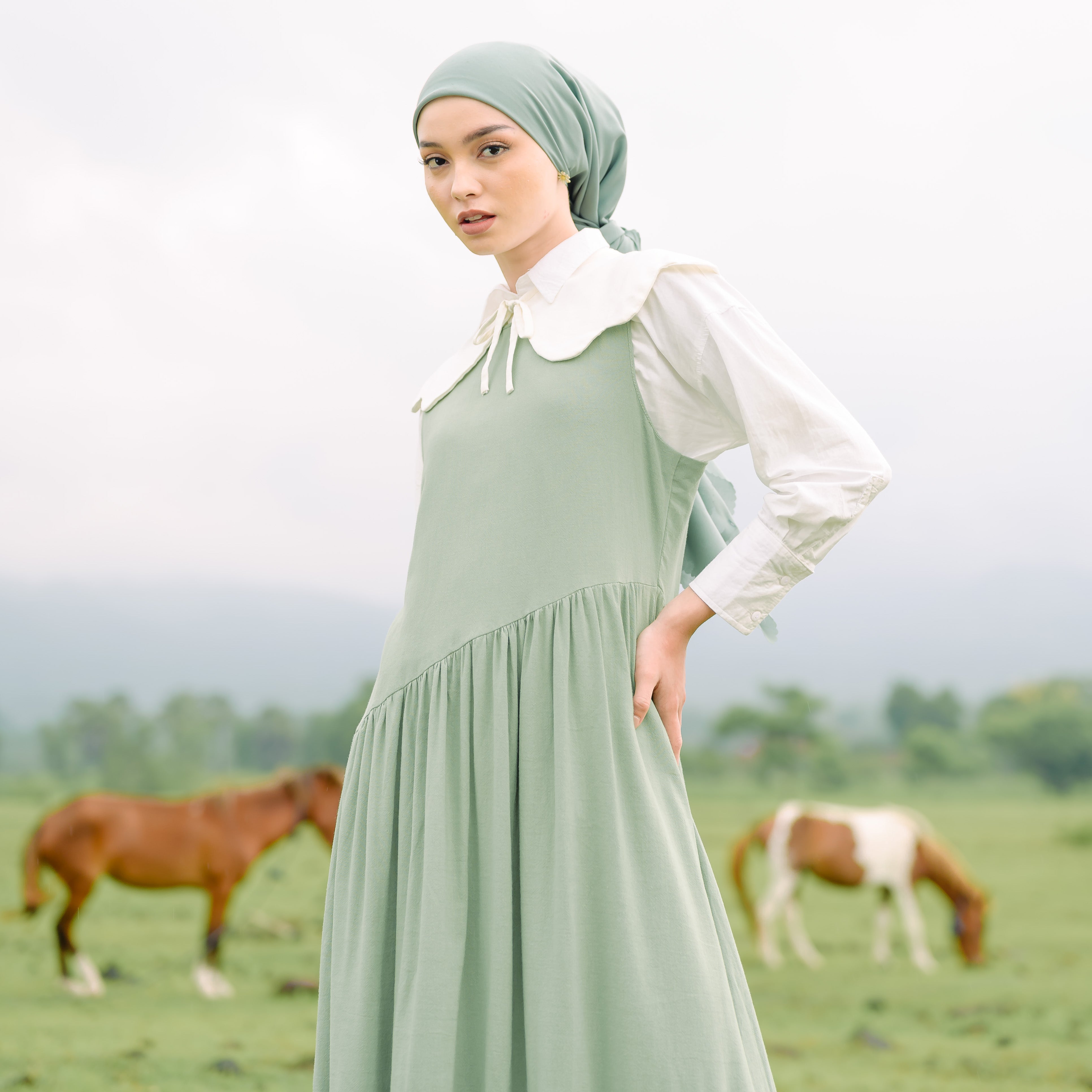 Savana Dress Green Pastel – Lozy